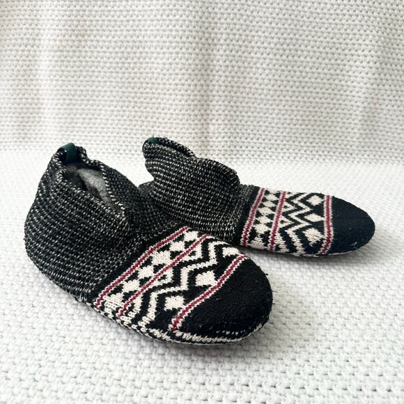 Bombas | Shoes | Bombas Black White Red Fair Isle Stripe Gripper ...